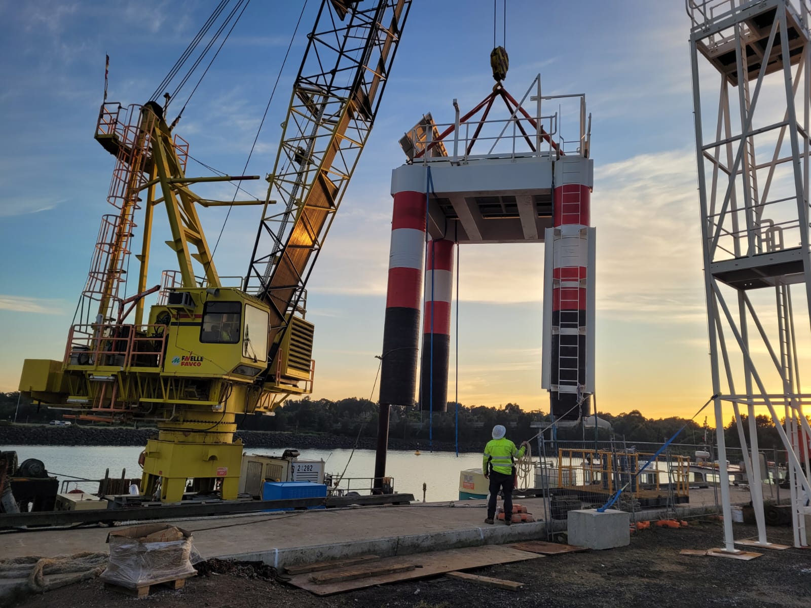 Port Botany Lead Light Towers, NSW - AW Maritime